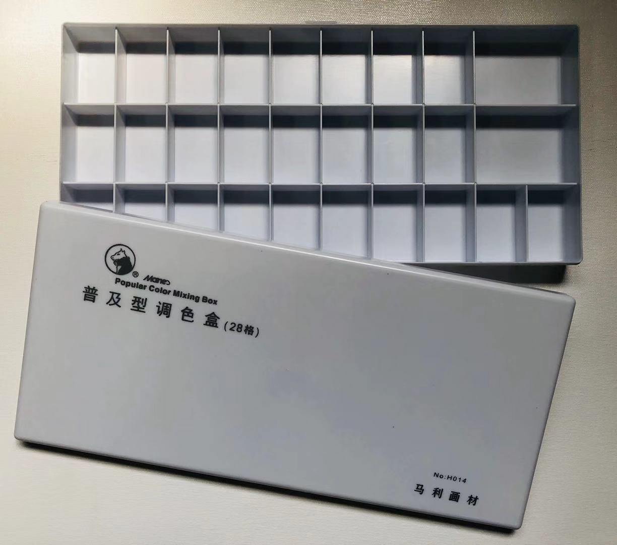 Marie's Plastic Rectangular Colour Mixing Box (28 Wells)